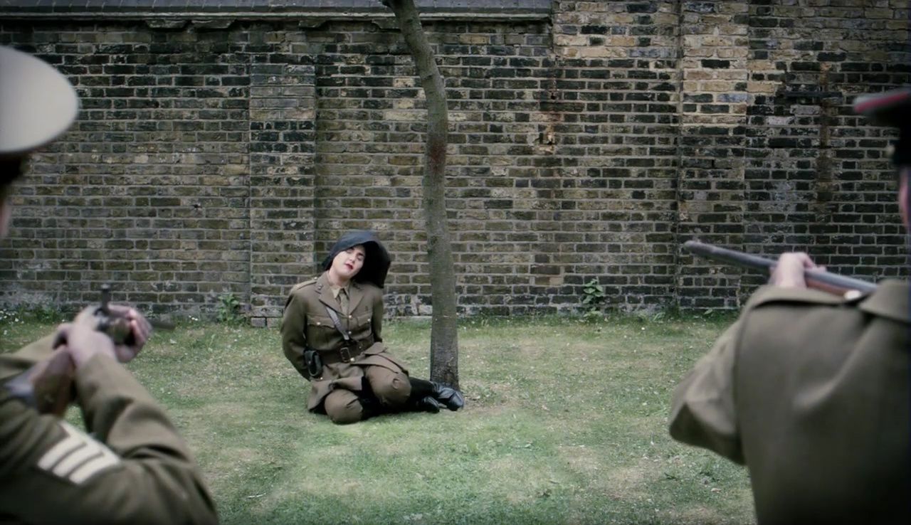 Themiscollection The Guillotine